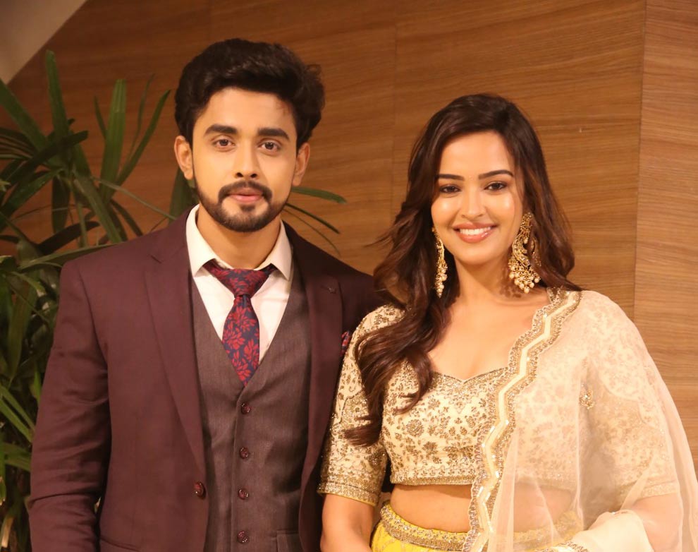 'Aakasa Veedhullo' Pre-Release Function » Deccan Mirror