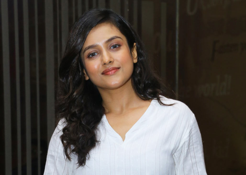 Mishti Chakraborty » Deccan Mirror