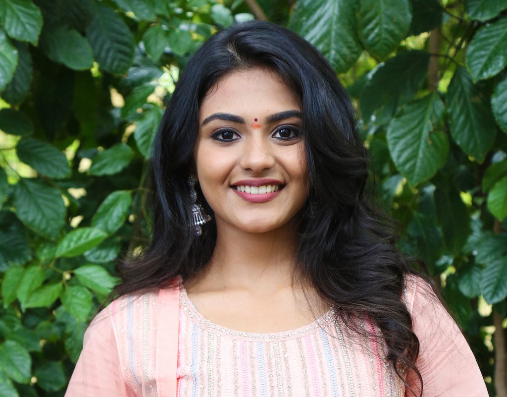 Nayan Sarika » Deccan Mirror