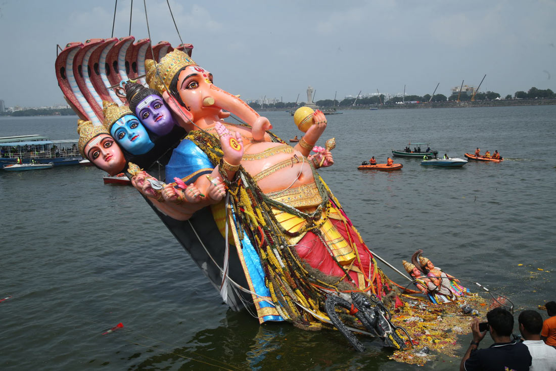 Khairatabad Ganesh, Telangana’s tallest, immersed in Hussain Sagar - See Pictures
